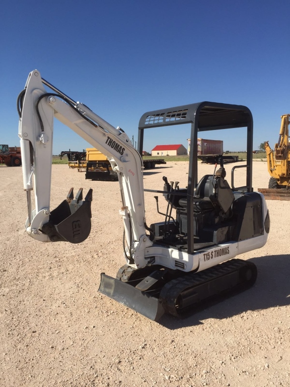 2002 Thomas T15 S Mini Excavator S# NS1530348