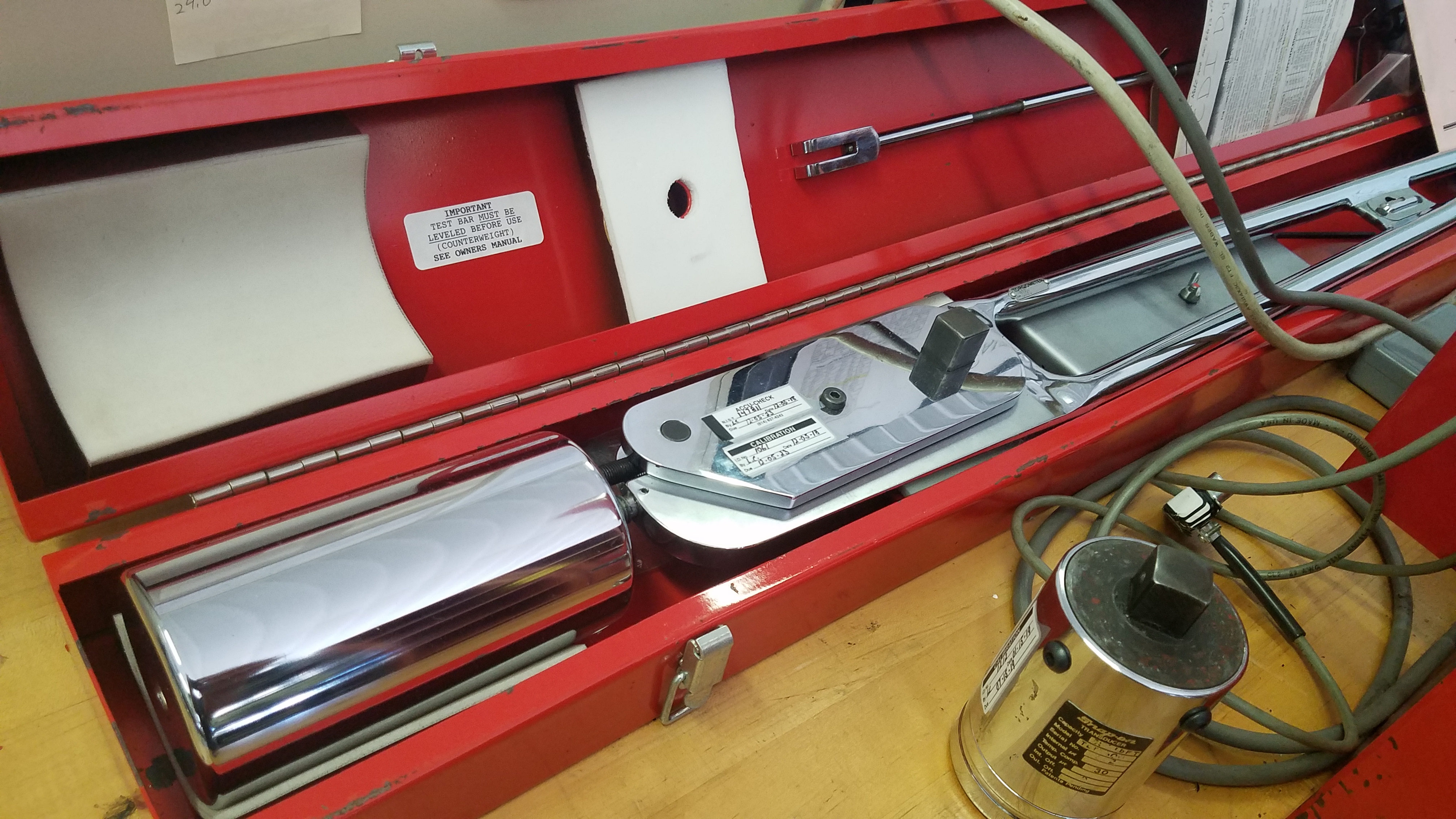 Snap On Model TBT600 Digital Torque Tester, s/n 38813, with (2 ...