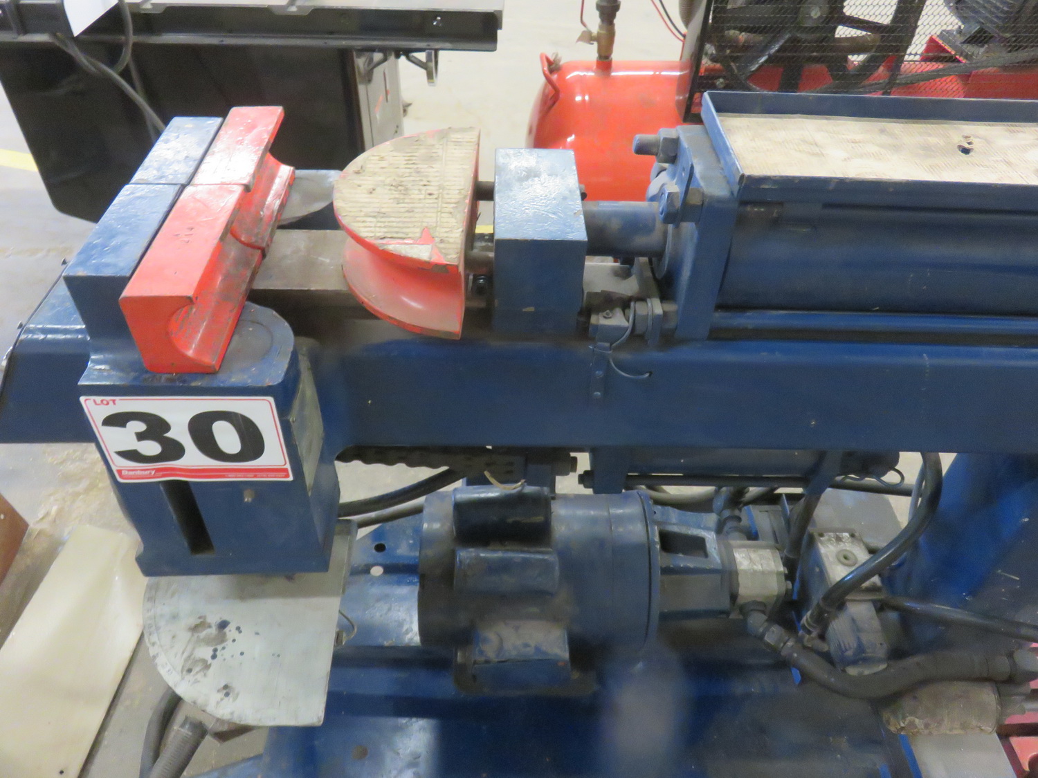 AMH CANADA LTD (BLUE BOY) MODEL 133MSA HYDRAULIC PIPE BENDER - TWO-WAY ...