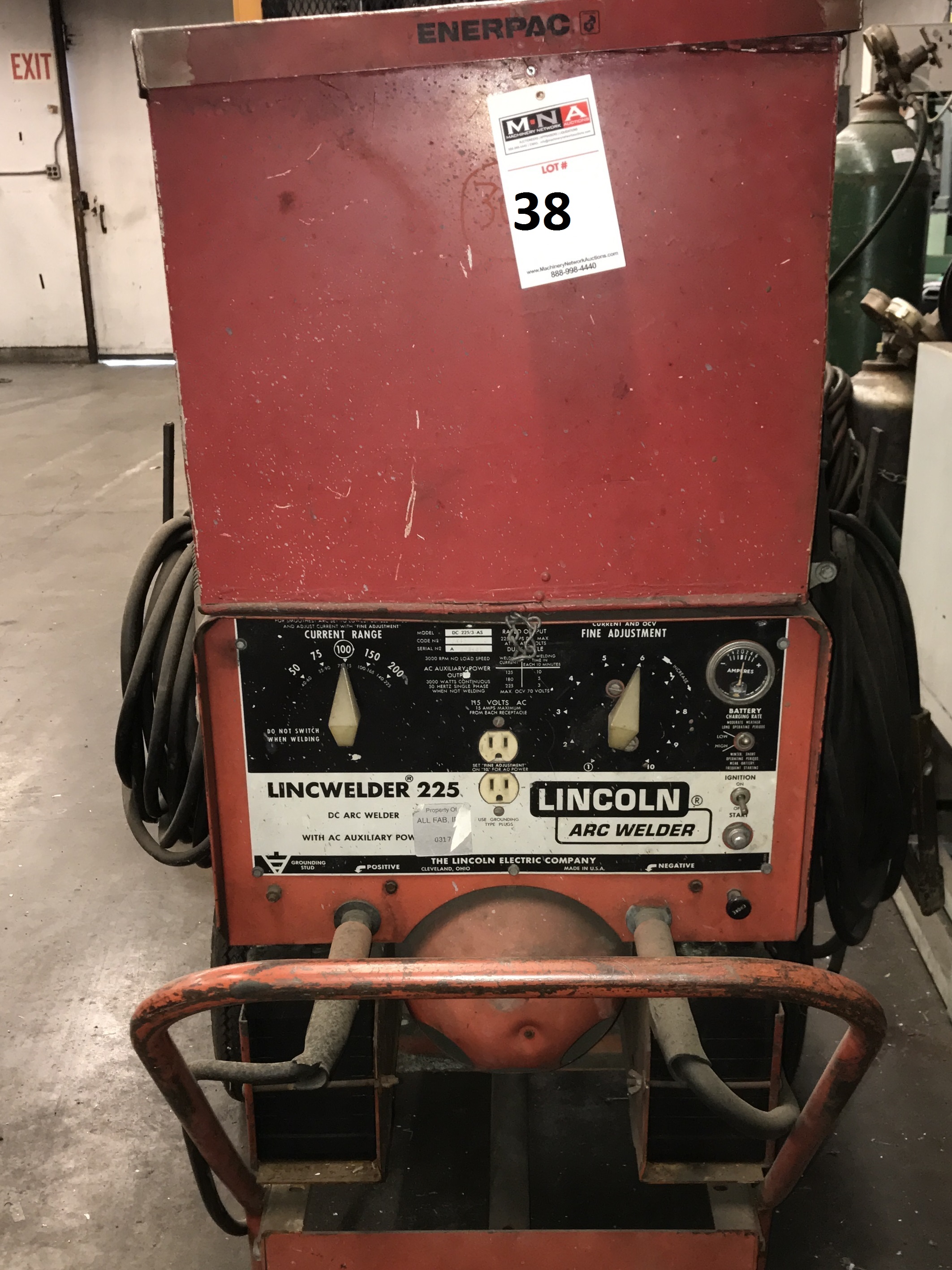 Lincoln Engine Driven Welder/Generator - Lincwelder 225; Model DC-225/3 ...