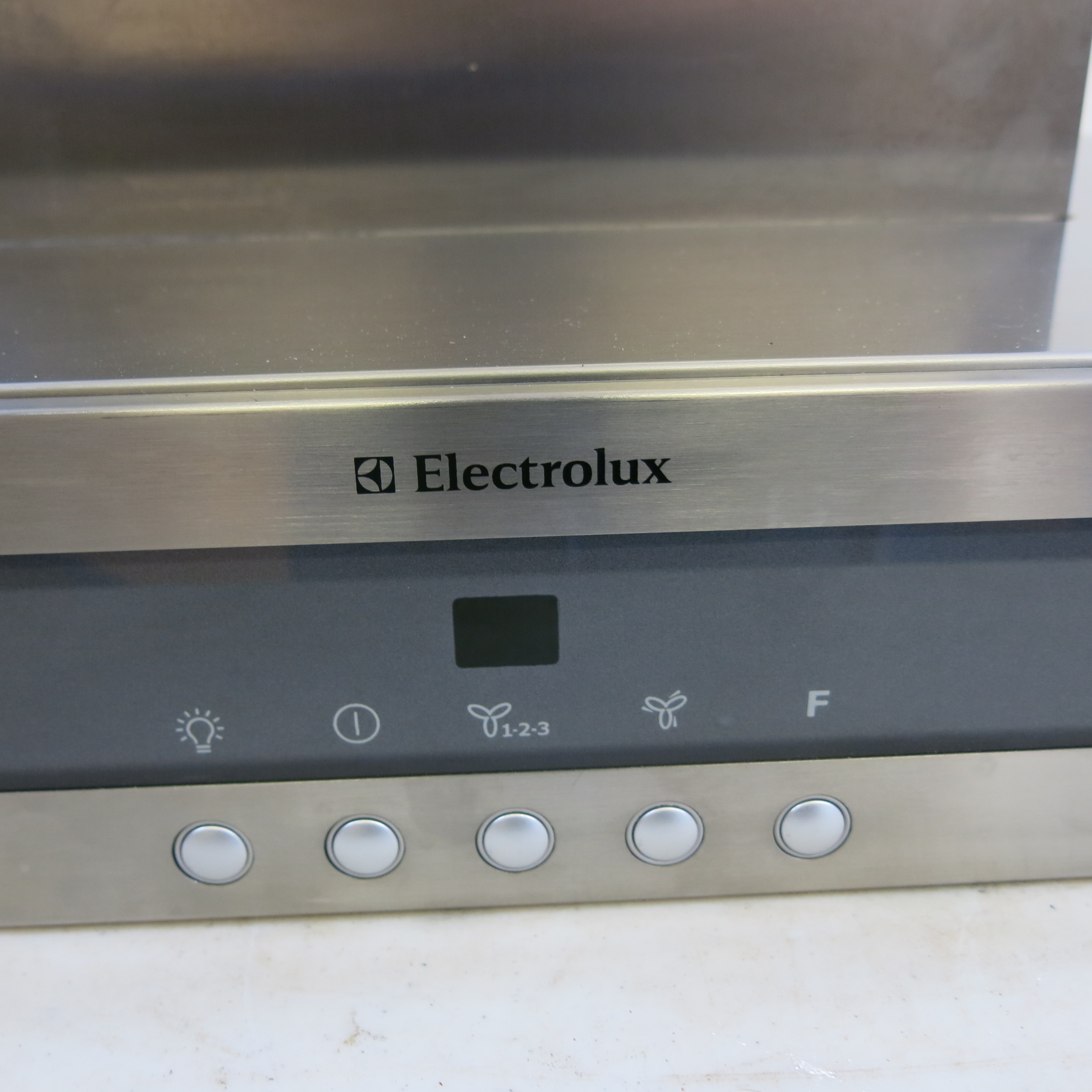 Electrolux 60cm Stainless Steel Extractor Cooker Hood, Model EFC60671X ...