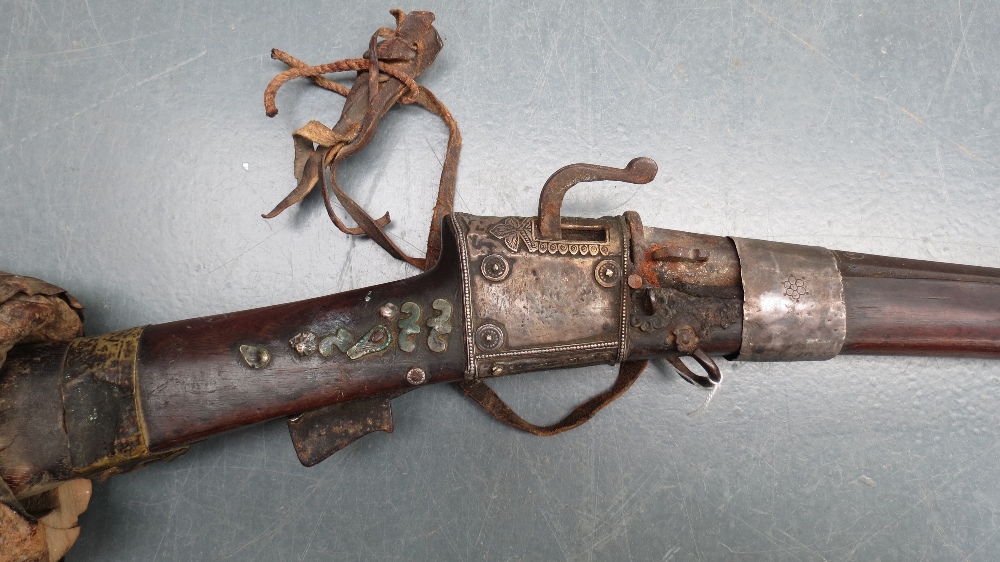 An Arabic matchlock musket (Jezail with a 117.5cm iron barrel of about ...