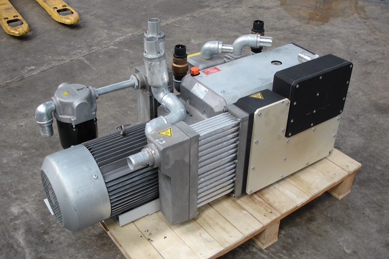 Elmo-Rietschle Vacuum Pump Type C-KLR 110 DVDV 11 kw Y.O.M. 2015 Item ...