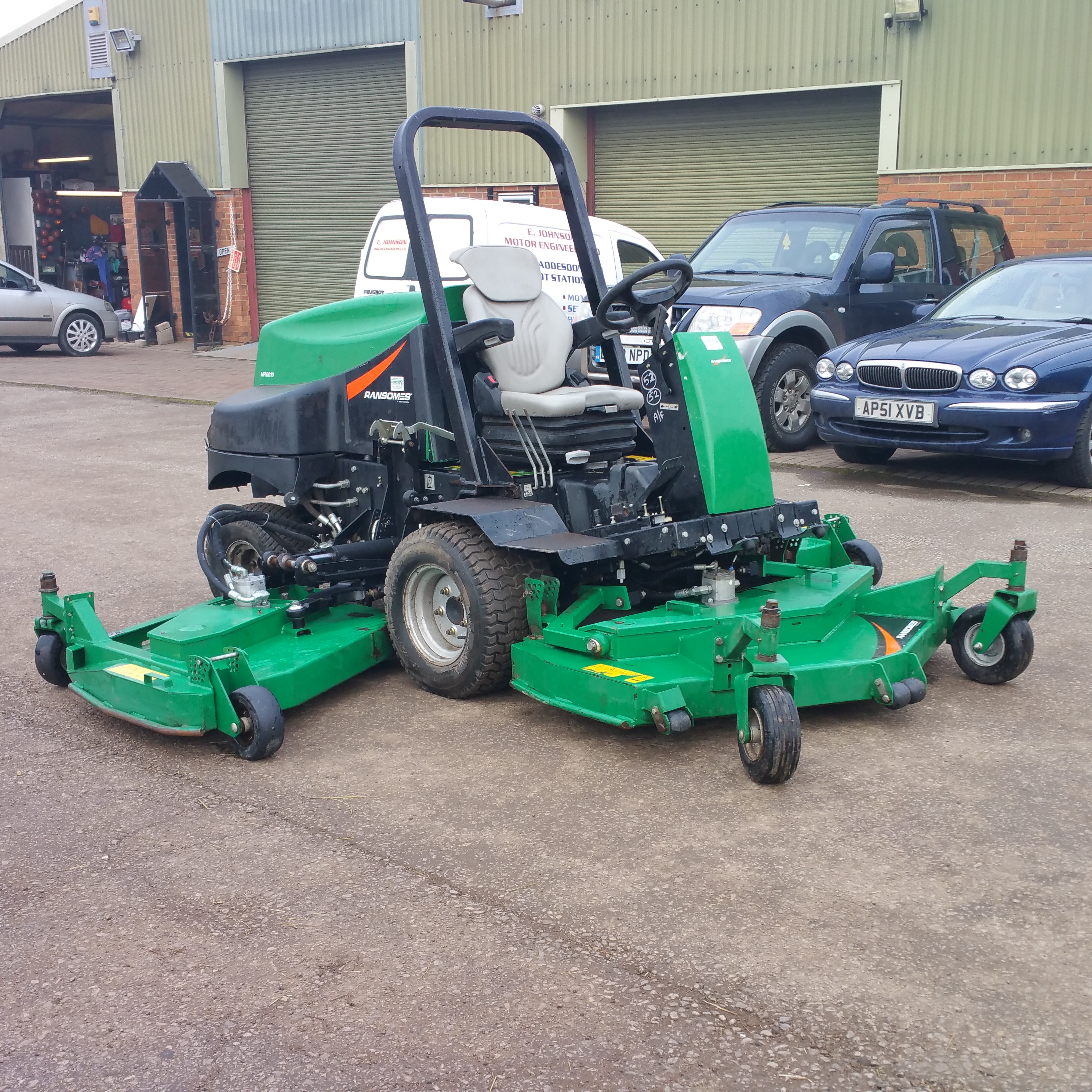 Ransomes / Jacobsen HR6010 mower 3 rotary hydraulic driven decks ...