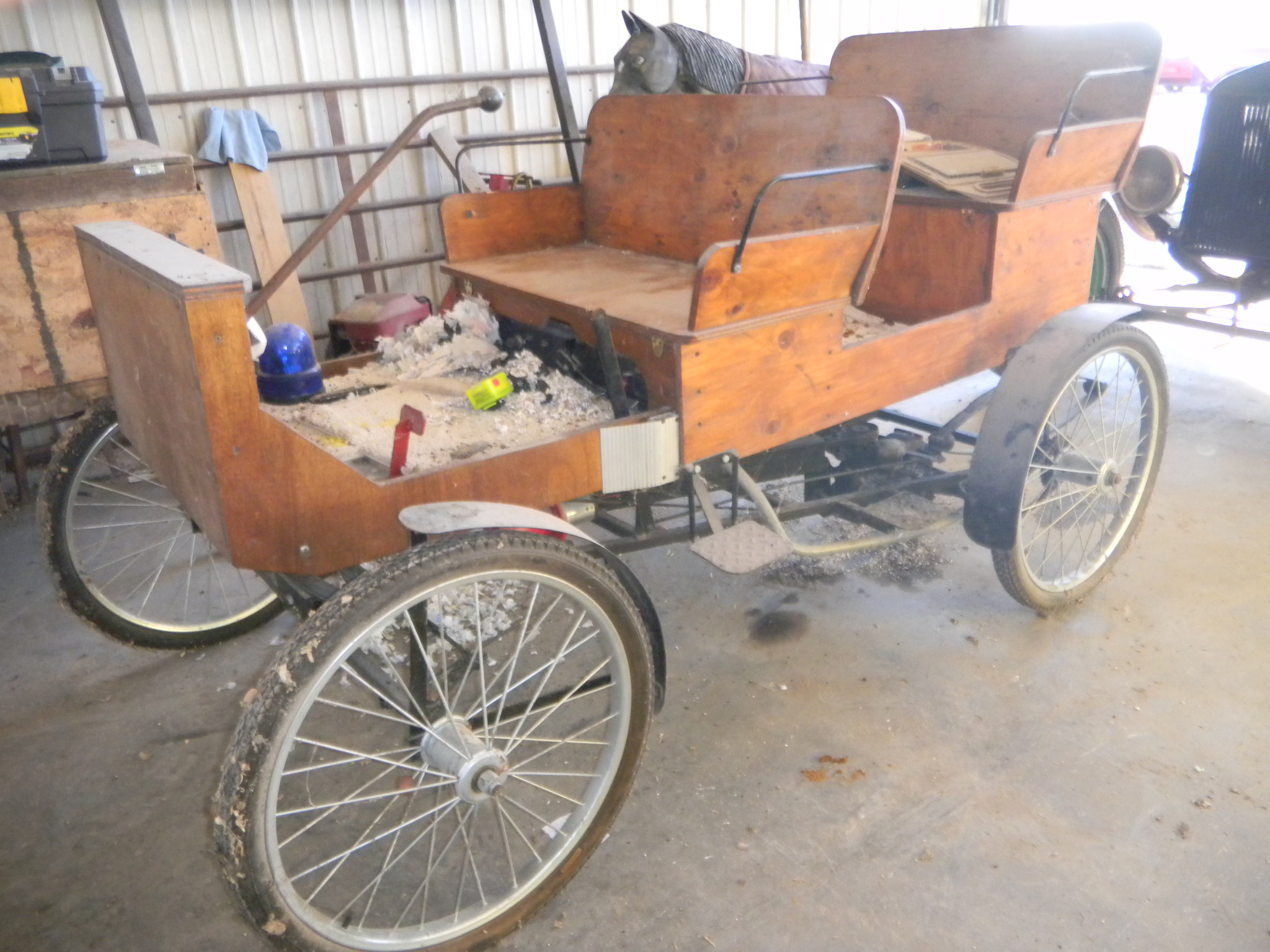 1908 Replica Oldsmobile Horseless Carriage, Elec. Start;