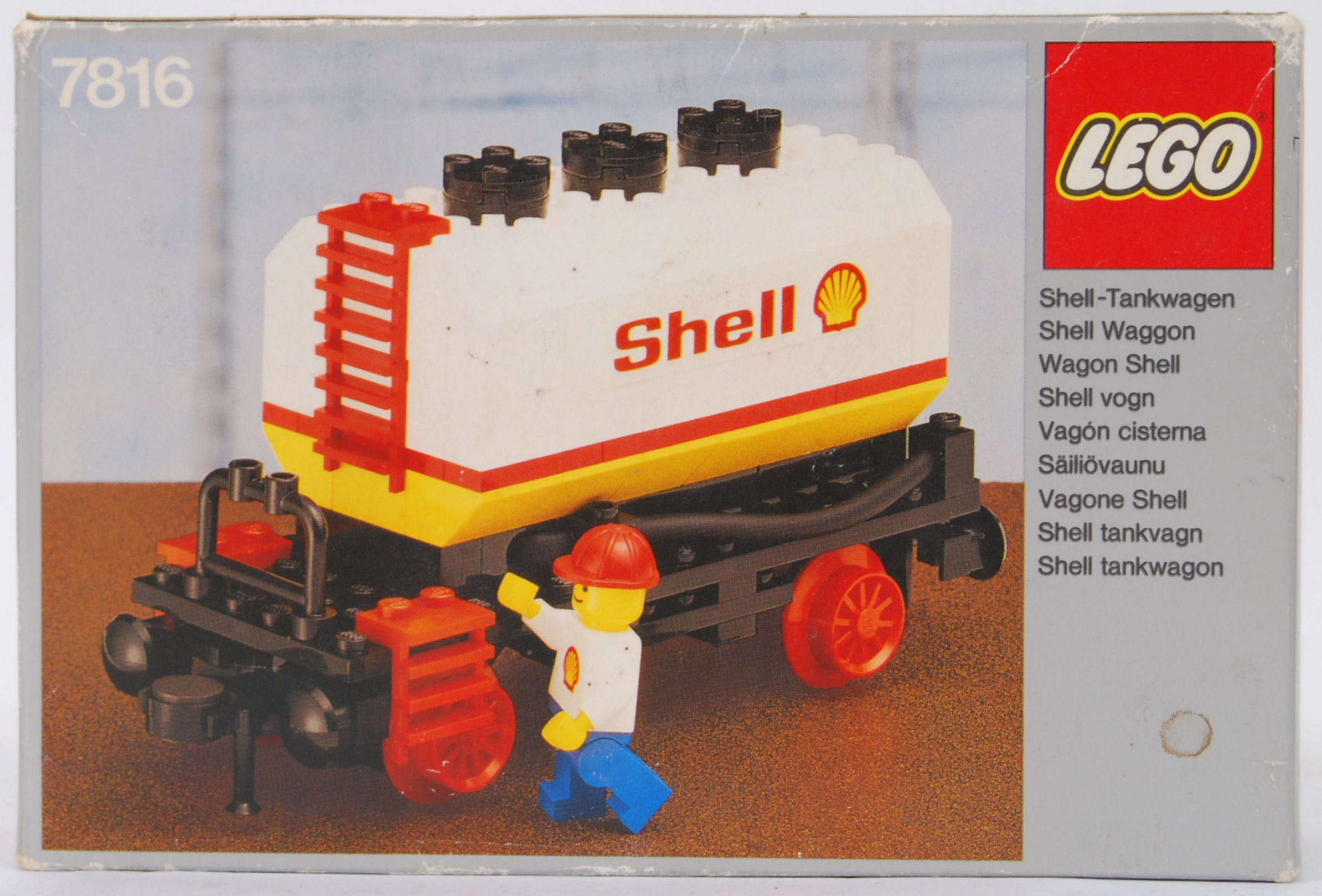 LEGO TRAIN: An original vintage Lego train set accompanying set No ...