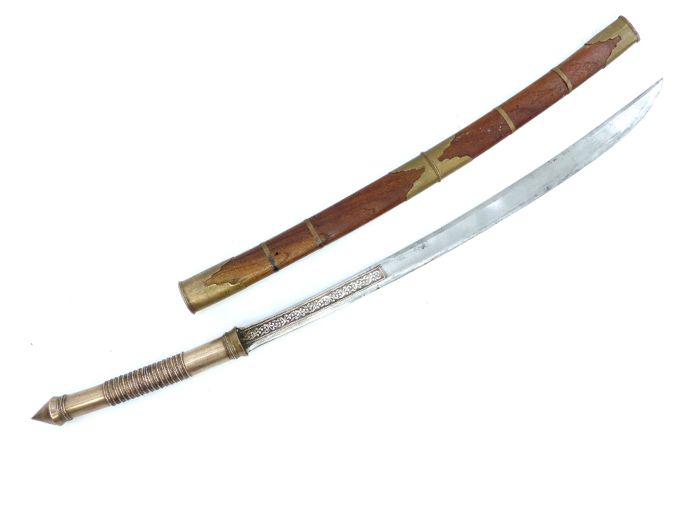 19th century Miao Dao / Chang Dao sword with decorated blade and ...