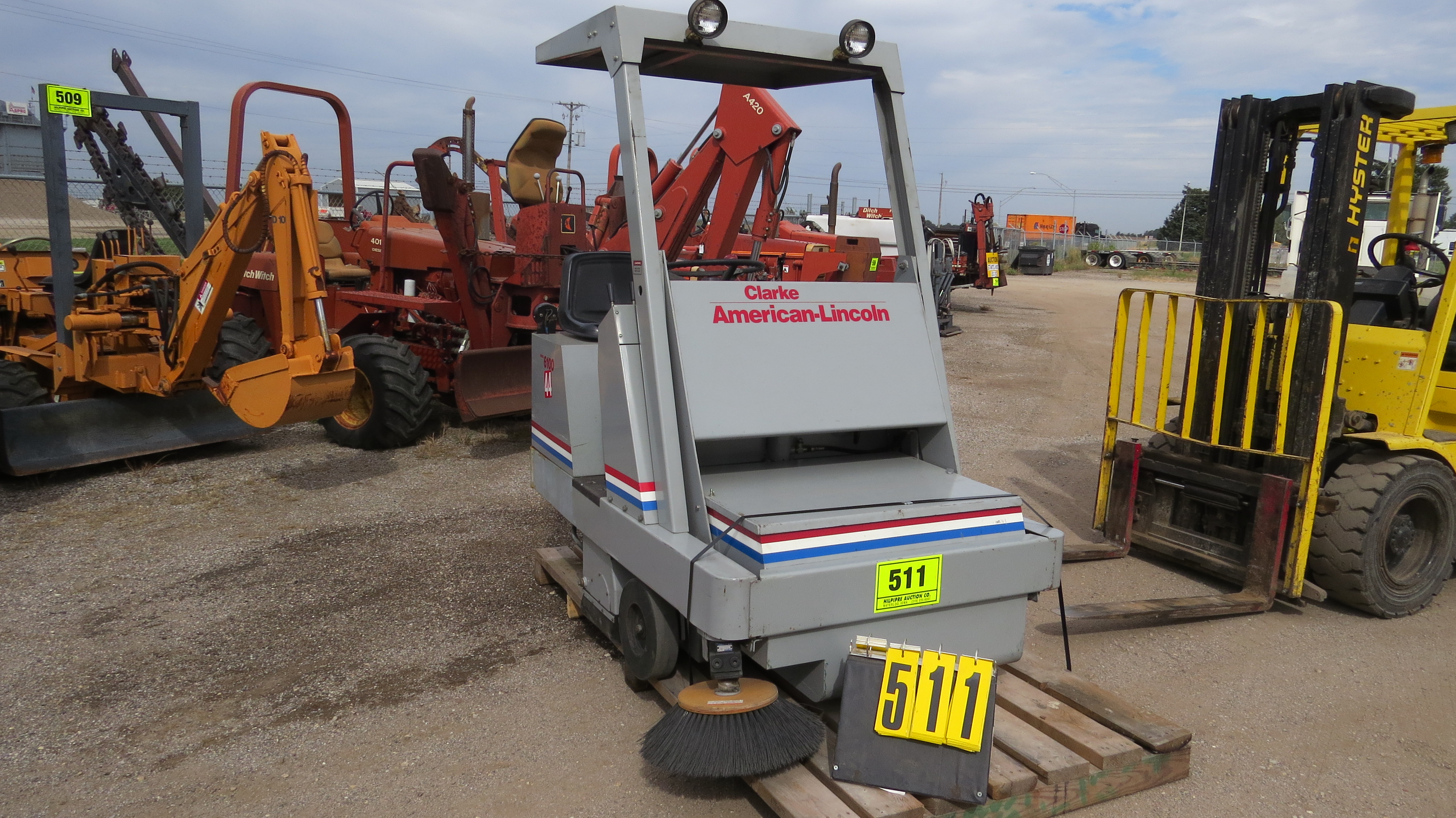 Clark American Lincoln floor sweeper model 576-427, sn 620280.