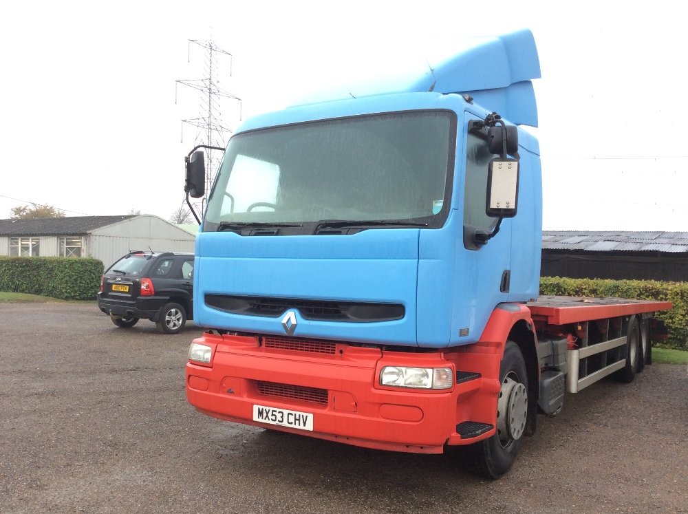 Renault 26T 6x2 30ft flatbed lorry. Registration MX53 CHV. 2003 ...