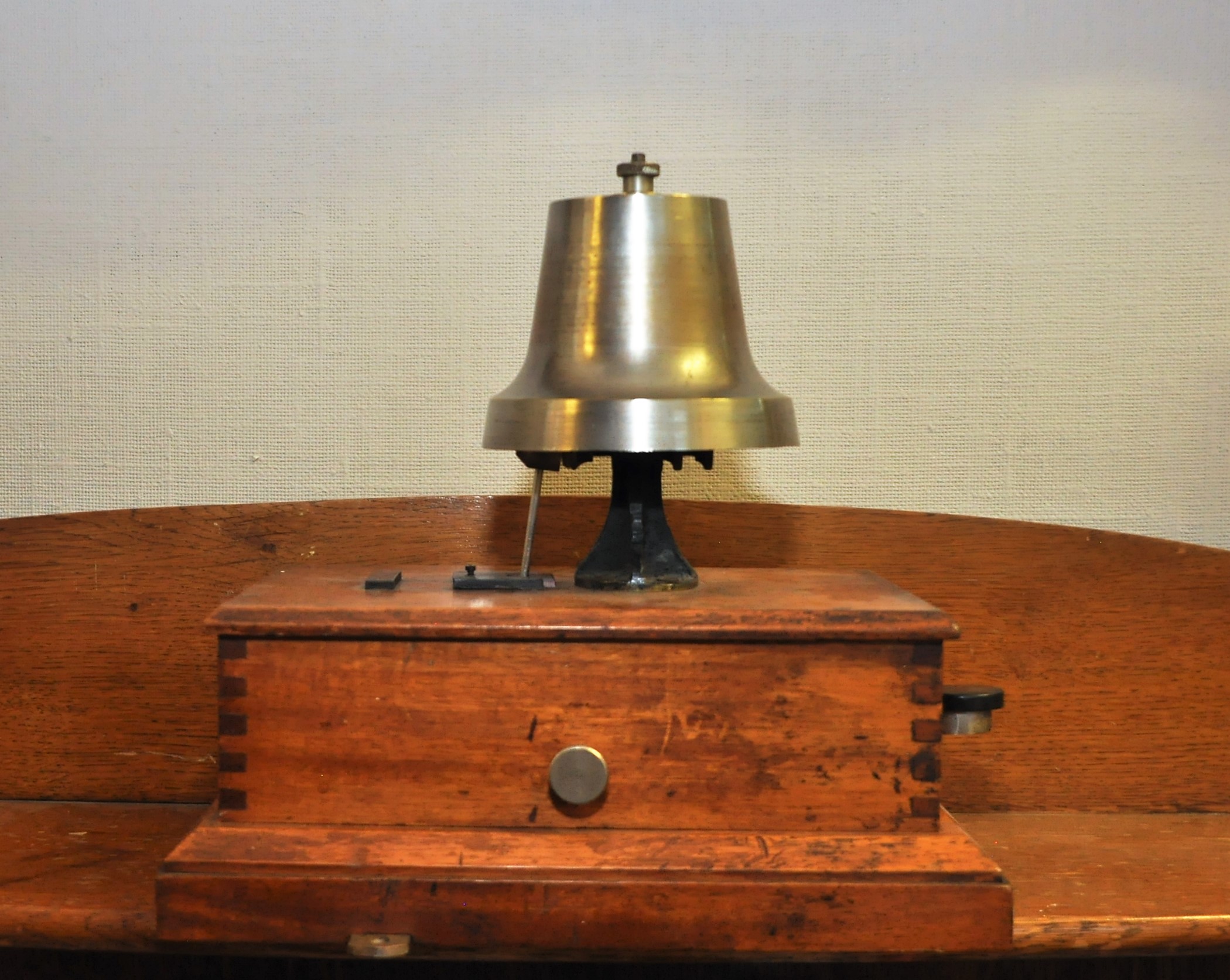 VINTAGE RAILWAY SIGNAL BOX BELL , WITH WOODEN CASE , BELL & TAPPER
