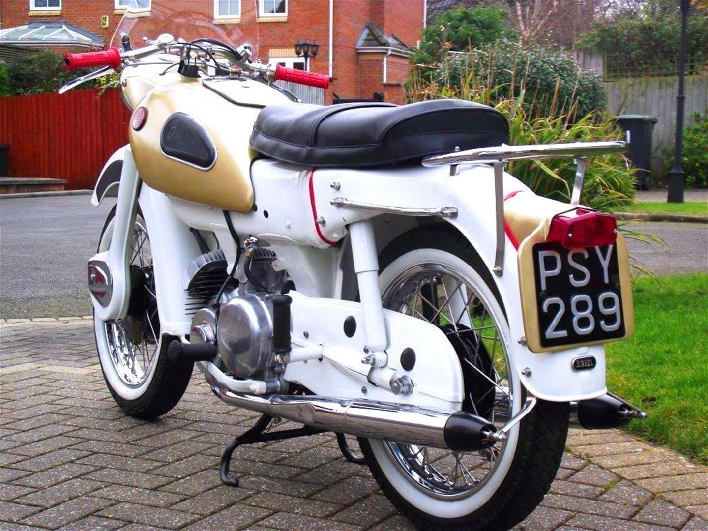 1961 250cc Ariel Arrow Super Sports (Golden Arrow) Reg. No. PSY 289 ...