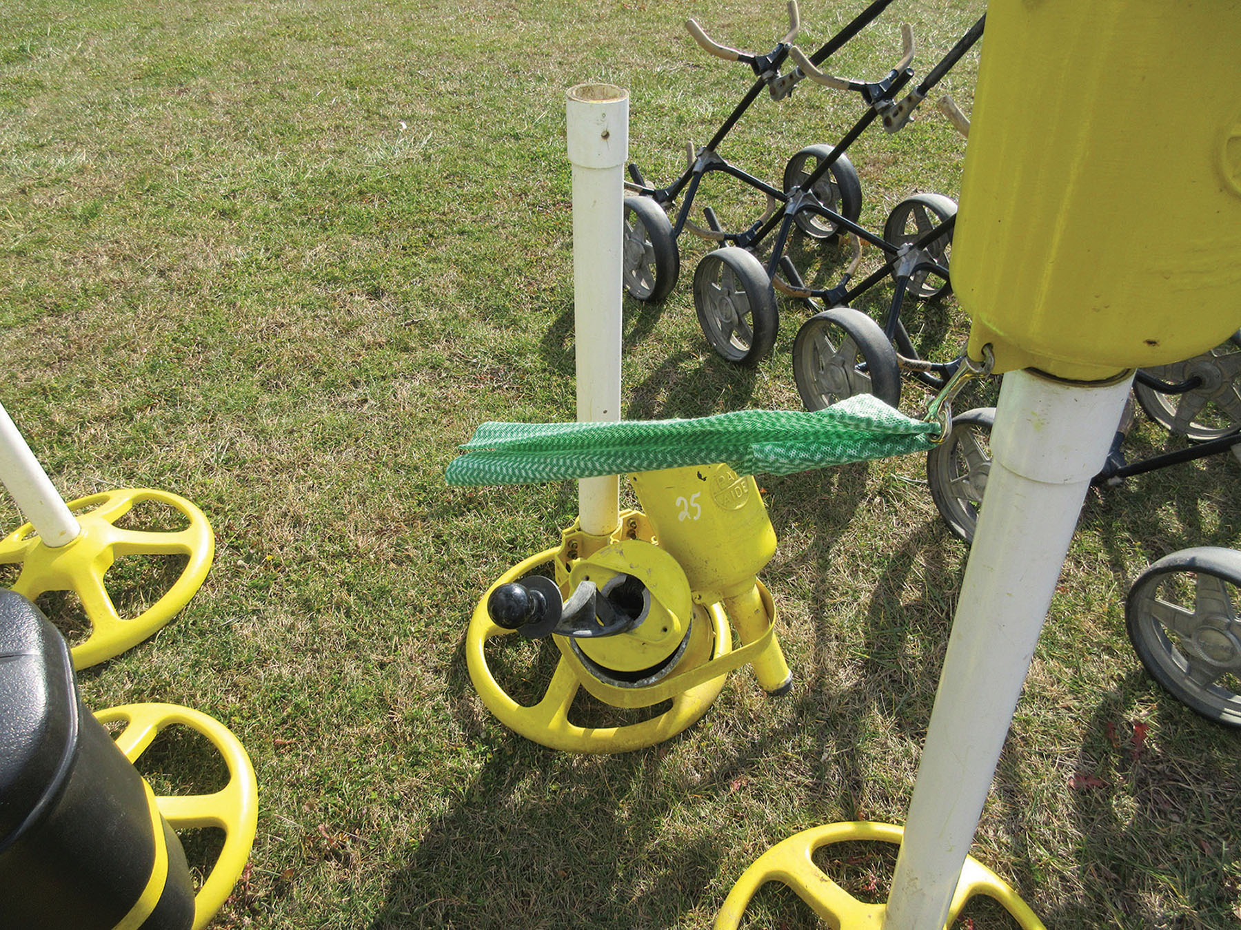 { Option of lots: 18, 19, 20, 21, 22, 23, 24, 25 } } PAR AIDE GOLF BALL ...