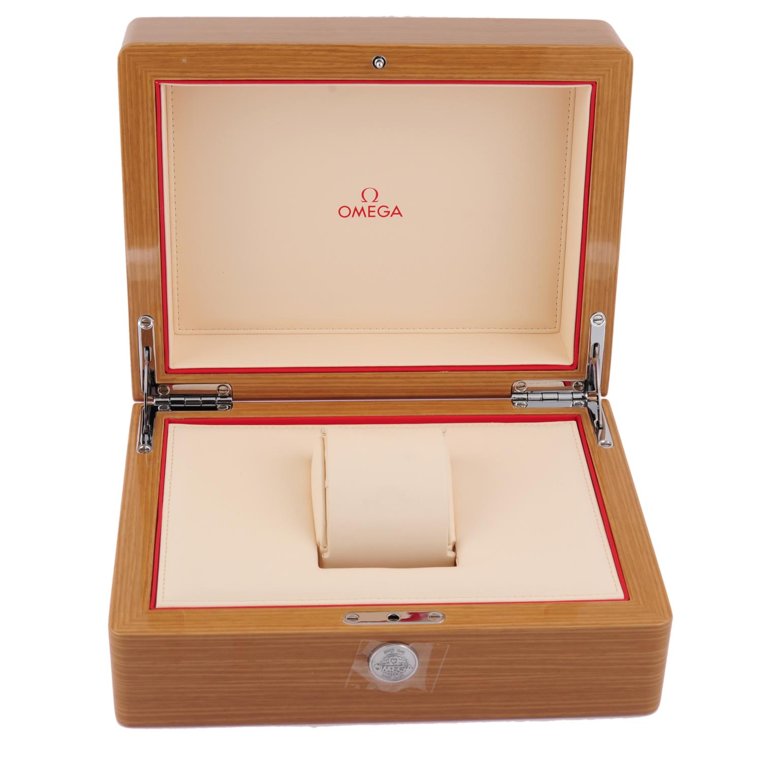 OMEGA - a complete watch box. Outer sleeve shows marks and light damage ...