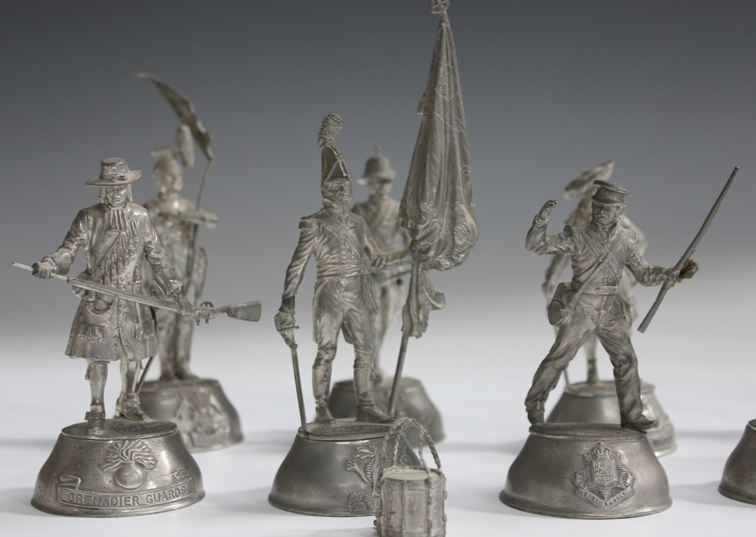 A collection of twelve Charles Stadden cast metal military figures ...