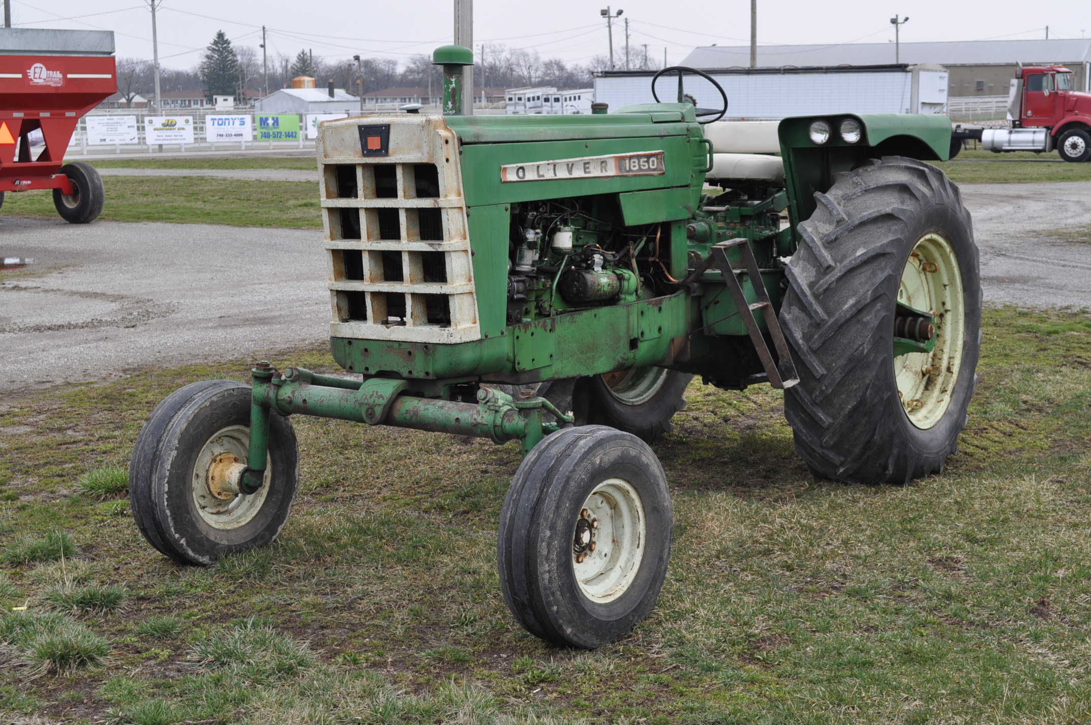 Oliver 1850 tractor, shows 4509 hours, diesel, wide front, 3pt, 540 pto ...