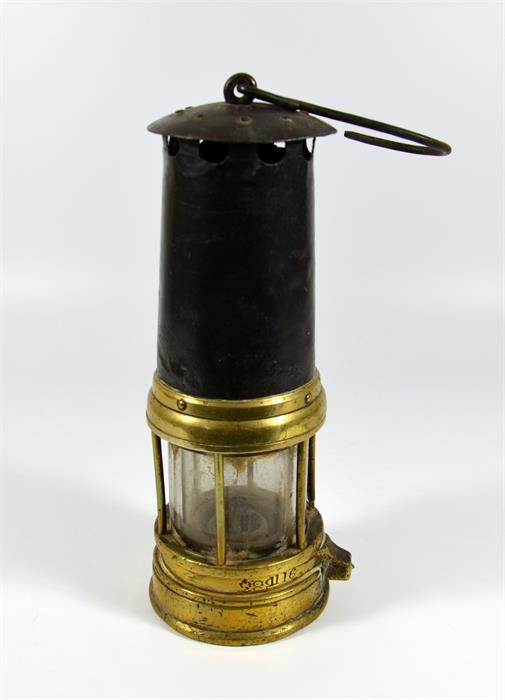 A miners 'Davy' lamp. Height 25cm.