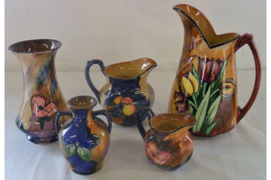 5 pieces of H & K Tunstall pottery inc 'Autumn' and 'Tulip time'