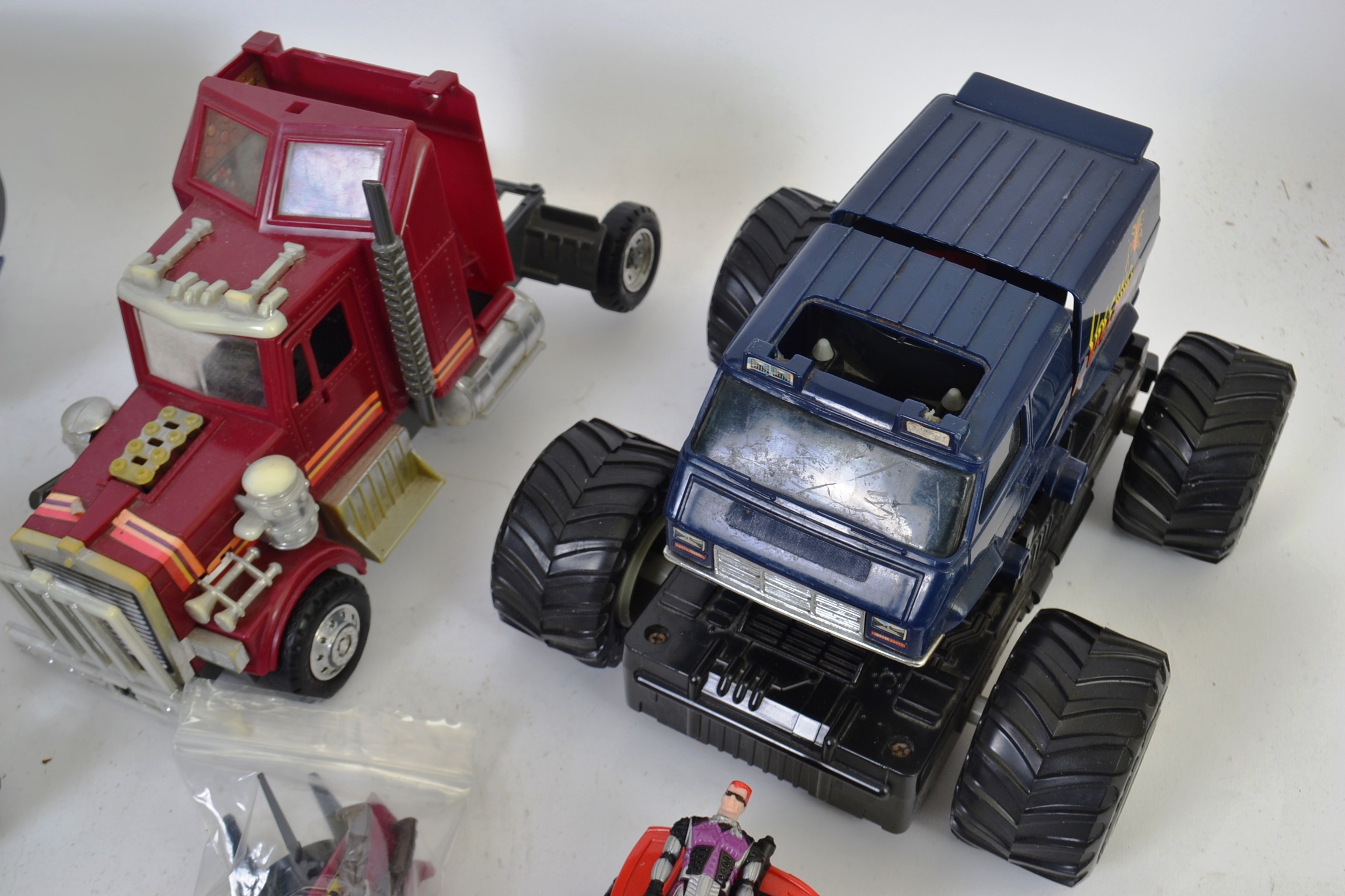 MASK: A collection of assorted loose Kenner MASK action figures and ...