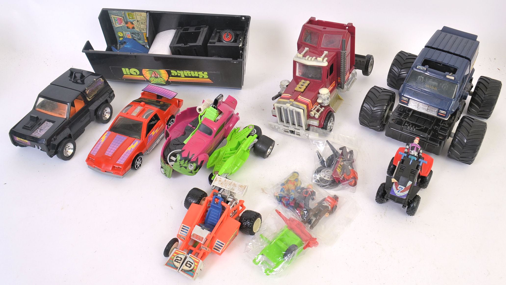 MASK: A collection of assorted loose Kenner MASK action figures and ...