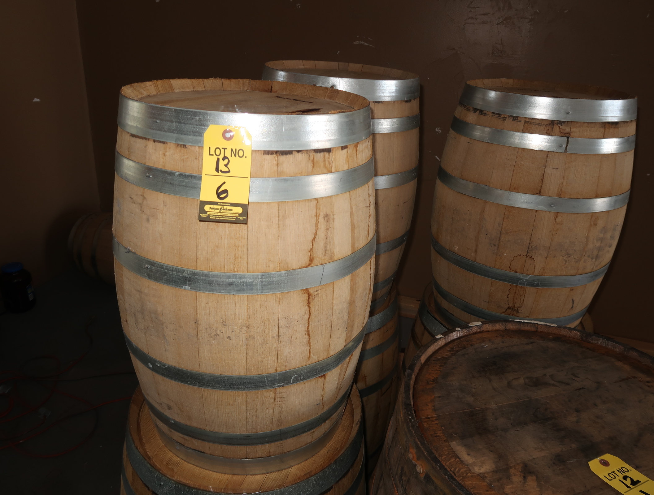 15-GAL LEVEL 3 AMERICAN OAK CHAR BARRELS (USED)