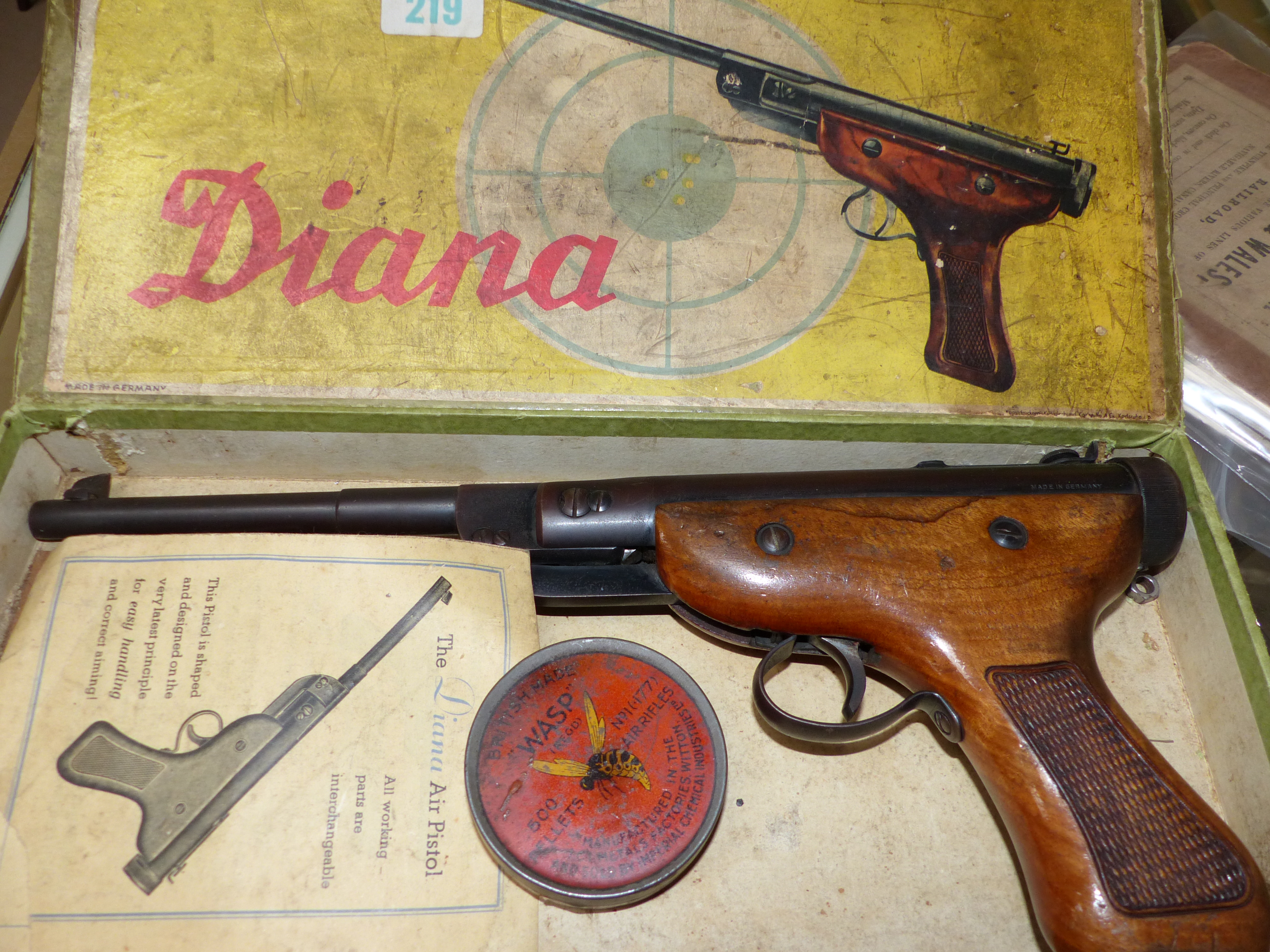 A vintage "Diana" air pistol No 5, with original box and instructions ...