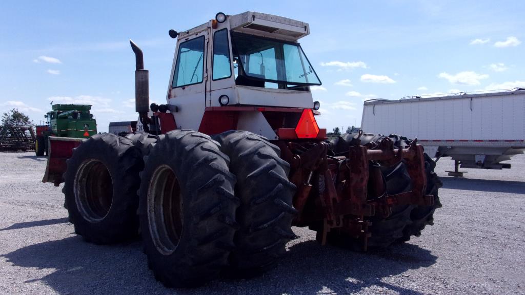 Case 2670 with dozer blade, 3 pt & PTO