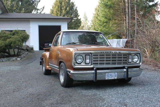 1978 Dodge D100 Short box Stepside Pickup