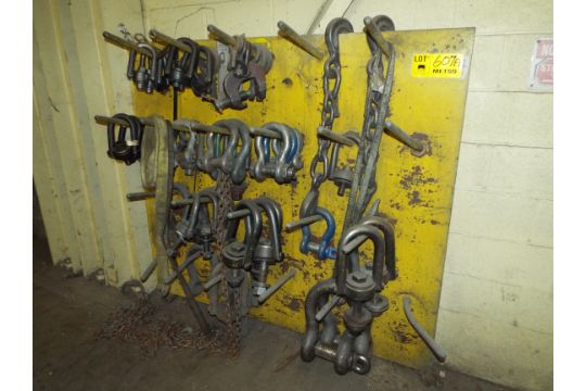 LOT/ RACK OF SWIVEL EYE BOLTS, LIFTING SHACKLES, EYE BOLTS, LIFTING ...