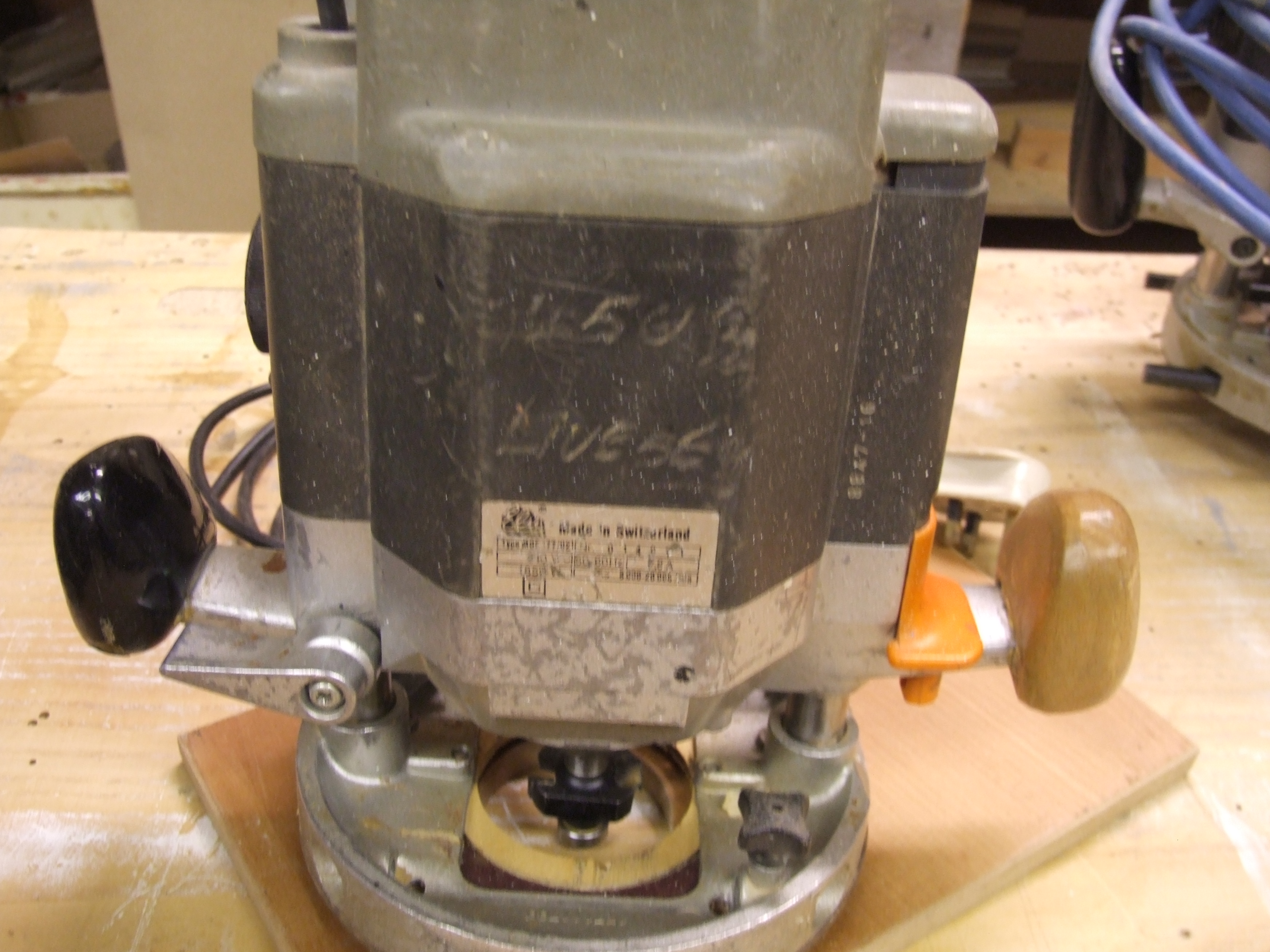 ELU Router 1/2", Model MOF177