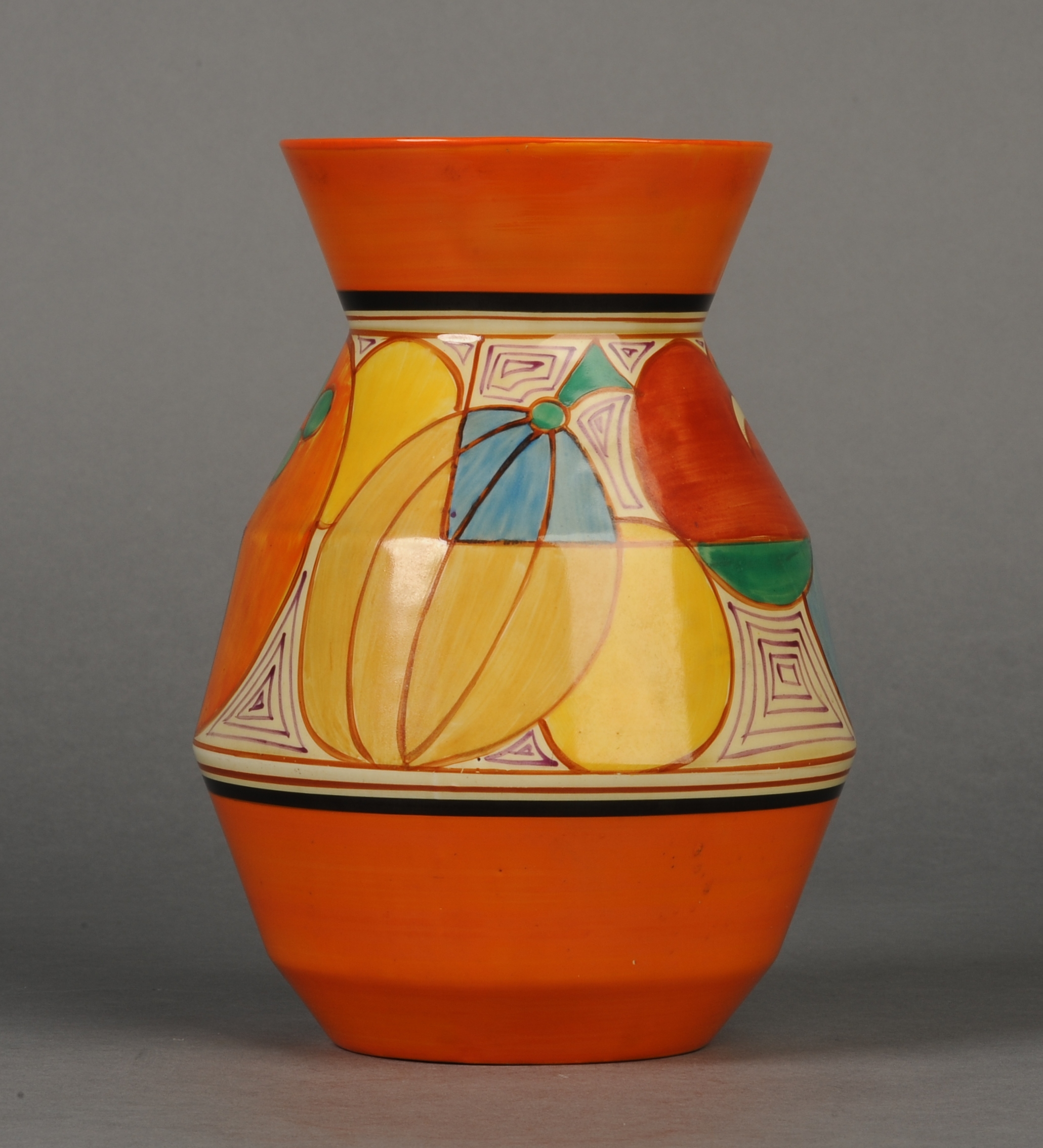 A CLARICE CLIFF BIZARRE POTTERY 360 VASE by Newport Pottery, c.1940 ...