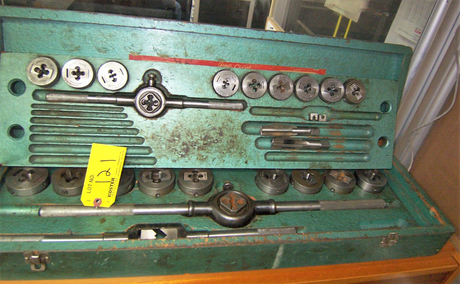 LITTLE GIANT #312 TAP & DIE SET