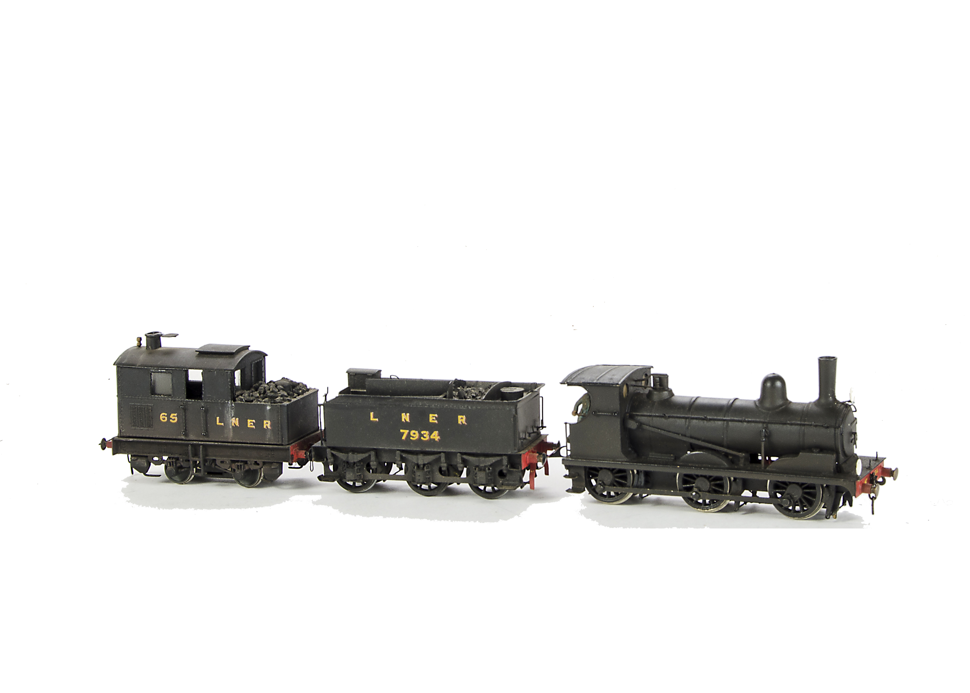 LNER J15 and Y3 Class kit-built 00 Gauge Locomotives: the J15 probably ...