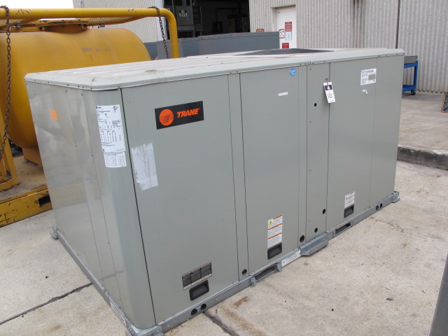 2013 Trane mdl. WSC120E4R0A0000 0H 10-Ton Air Conditioning Unit s/n ...