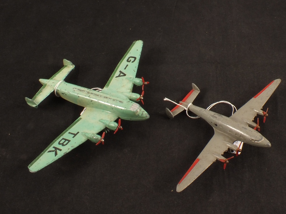 Two Dinky Toys aircraft, 62r 4 engined liner in grey/red and 62y Giant ...