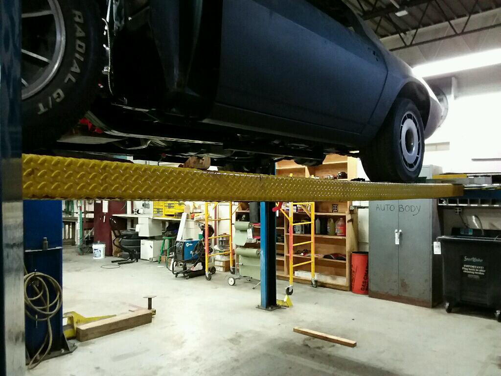 Ben Pearson Lift Master 9000 LBS 4 post auto lift 14' 8" × 9'1" 230v ...