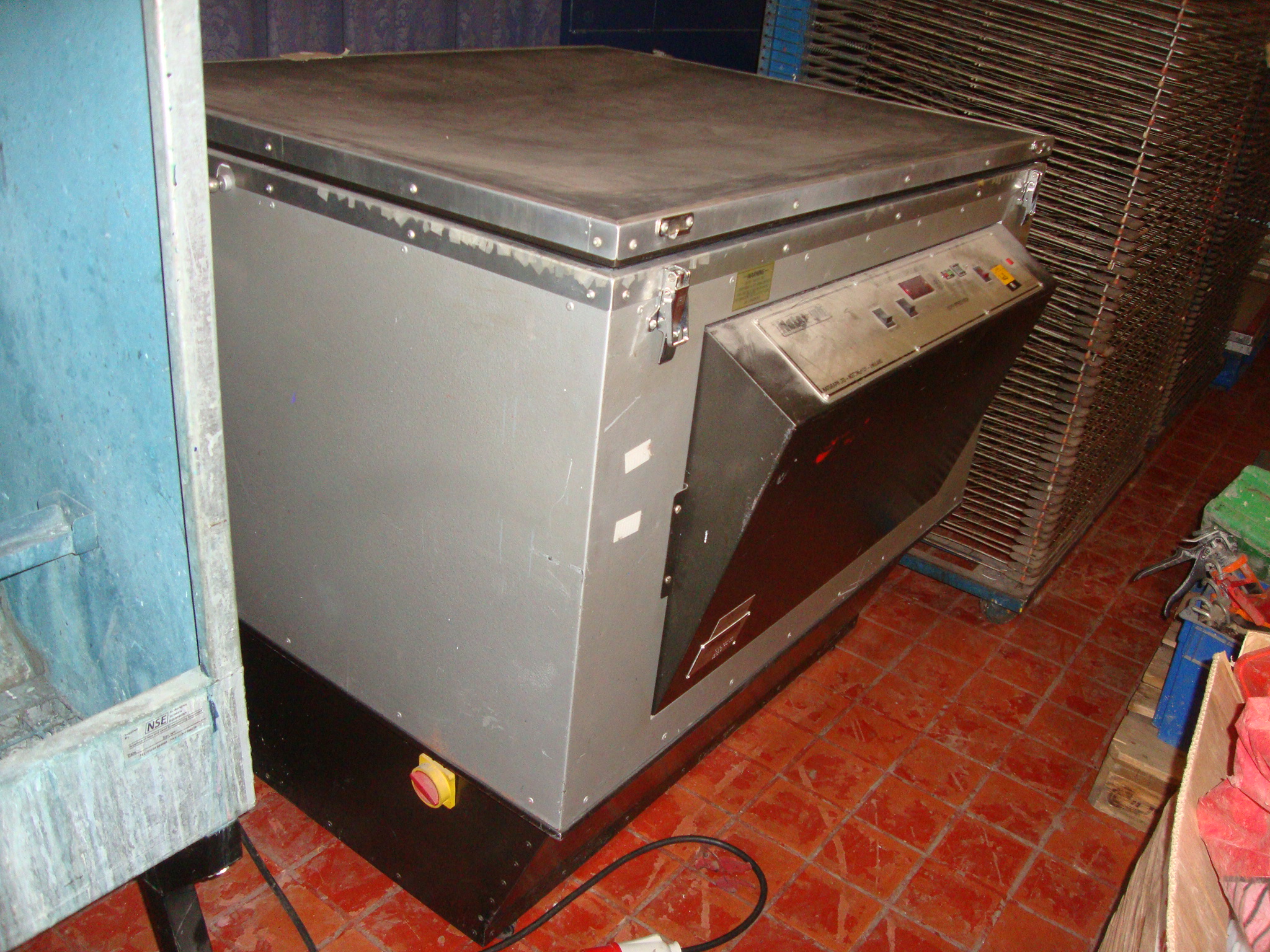 Natgraph self-contained exposure unit for use with screen prints