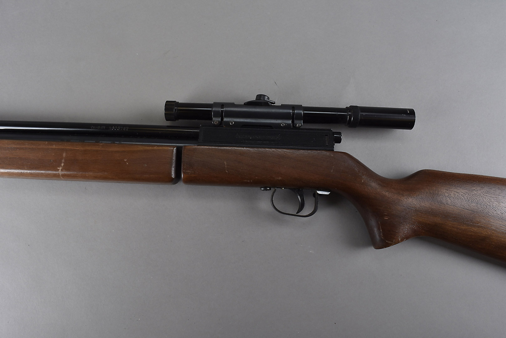 A Sharp Innova II air rifle, Japanese made, the .177 calibre air rifle ...