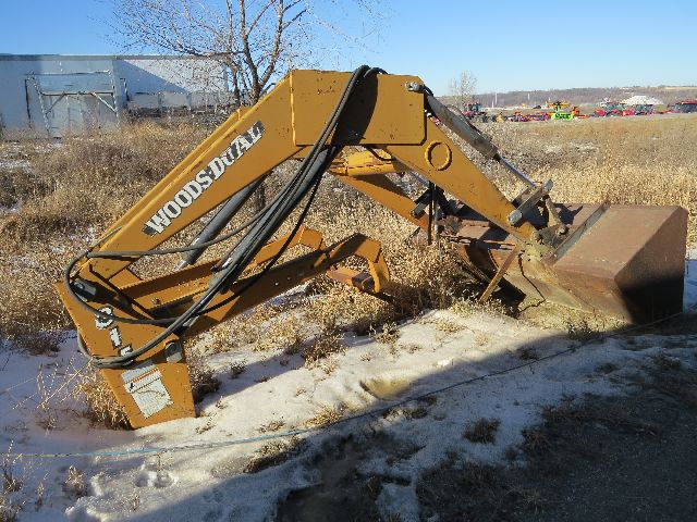 Woods- Dual model 315 Front mountloader, S/N 6087.
