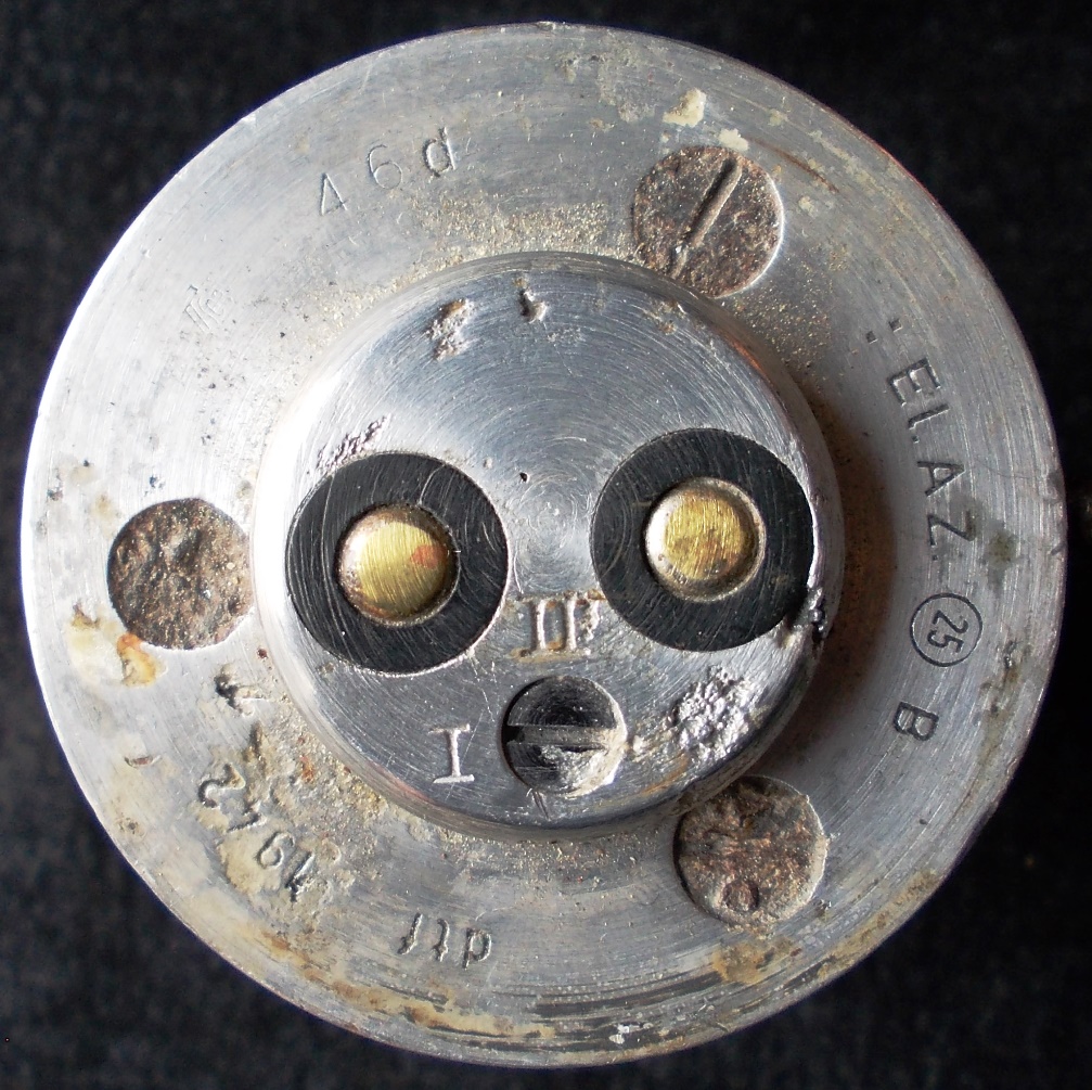 WWII German bomb fuse, with carrying case.