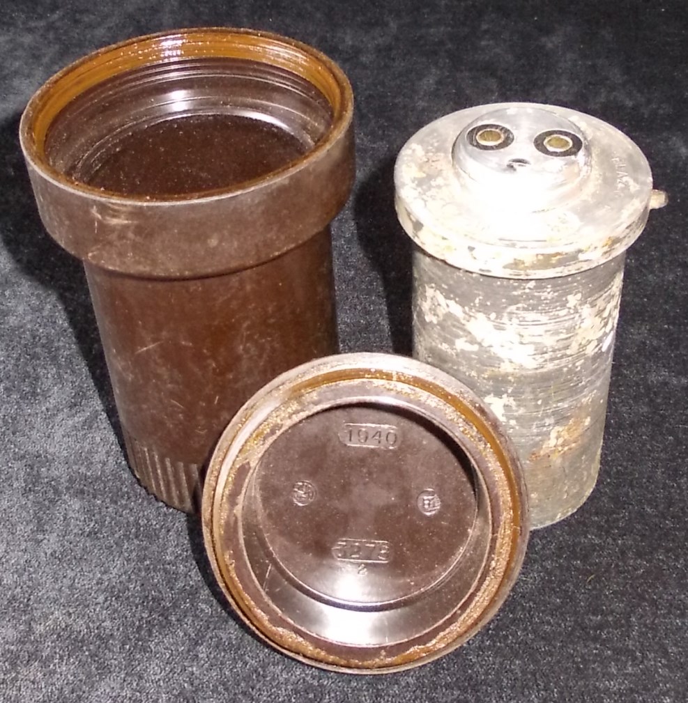WWII German bomb fuse, with carrying case.