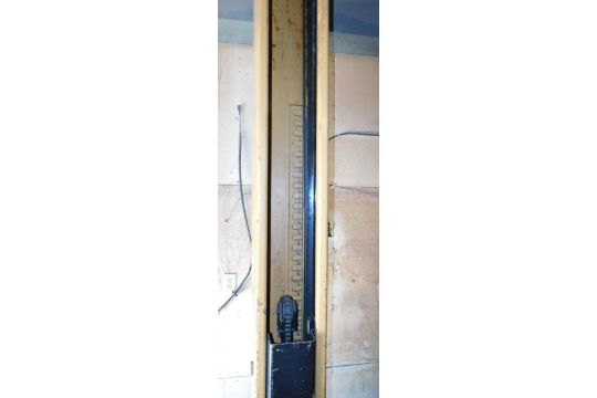 VBM Corp. Model 31000 " Challenger Spirit 2 " 2 post car lift, 7000 lb ...