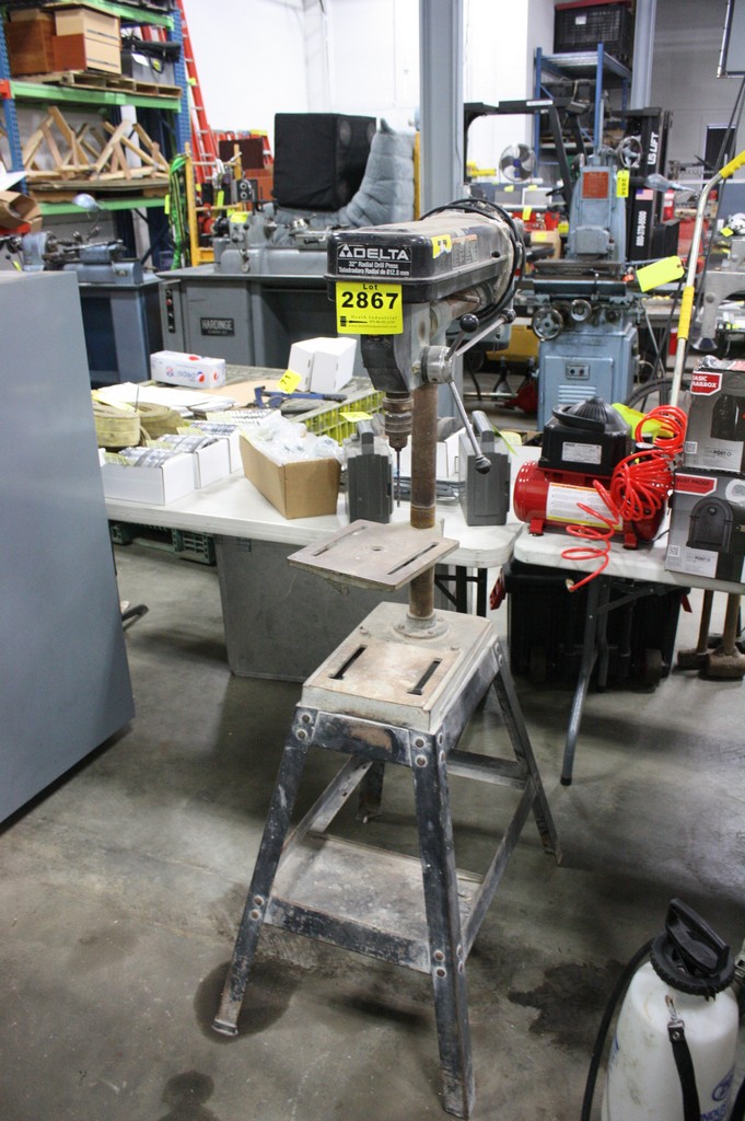 DELTA MODEL 11-090, 32'' RADIAL DRILL PRESS S/N 9624