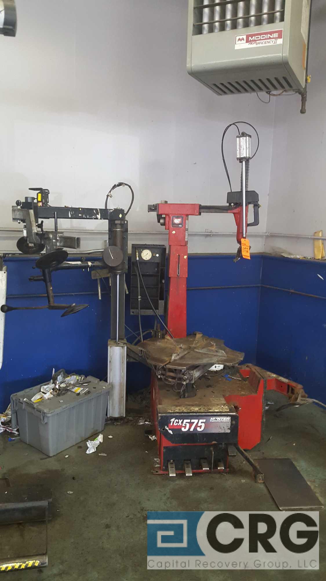 Hunter TCX 575 tire mounting machine.