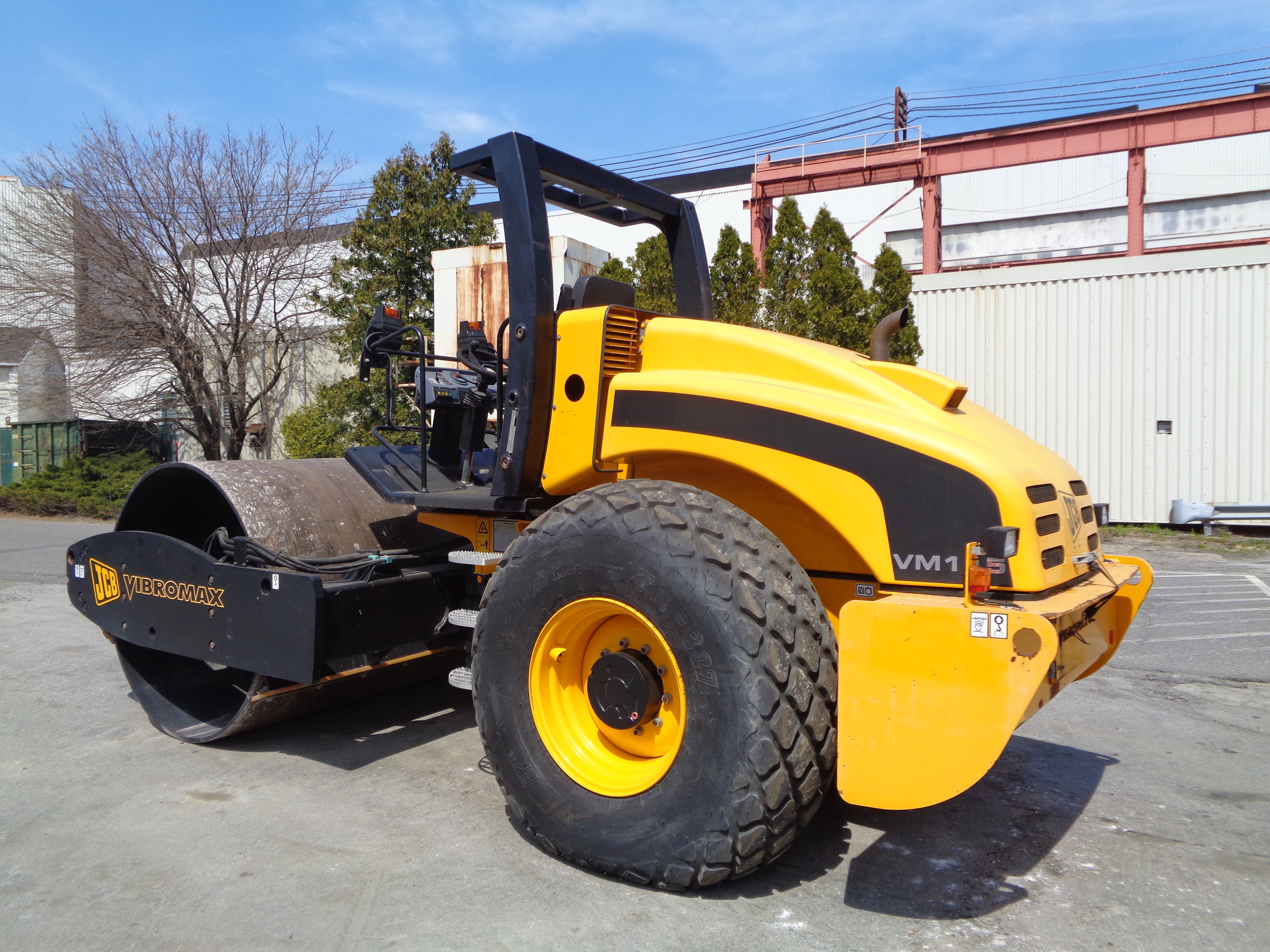 2017 JCB VM115 Single Drum Vibrating Roller Compactor - Only 20 Hours ...
