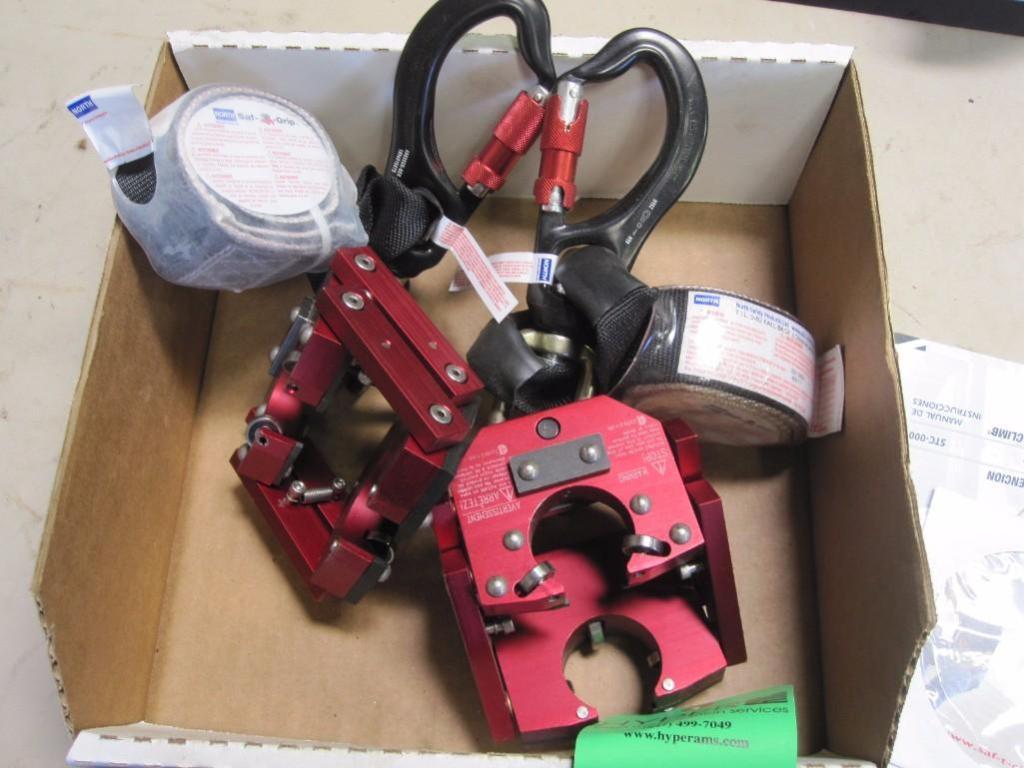 (2) Saf-T-Climb Ladder Fall Prevention System STC-000