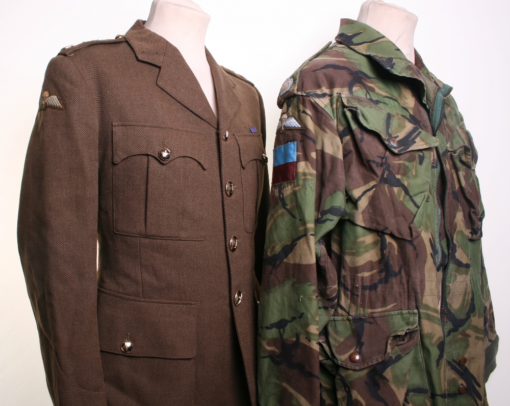 Post 1953 Parachute Regiment Majors Full Uniform Grouping consisting of ...