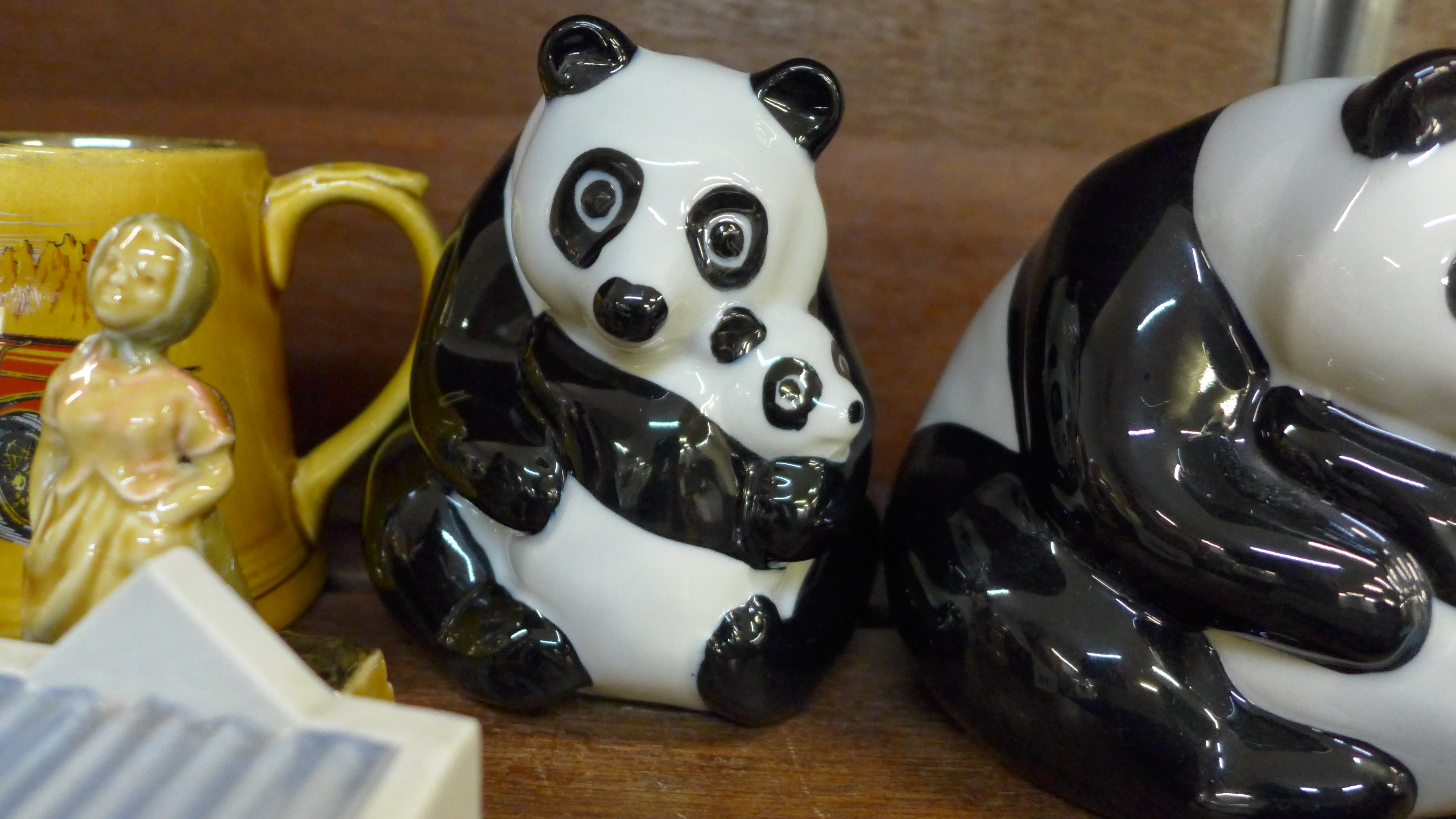 Twelve pieces of assorted Wade china and one unmarked Panda, Wade ...