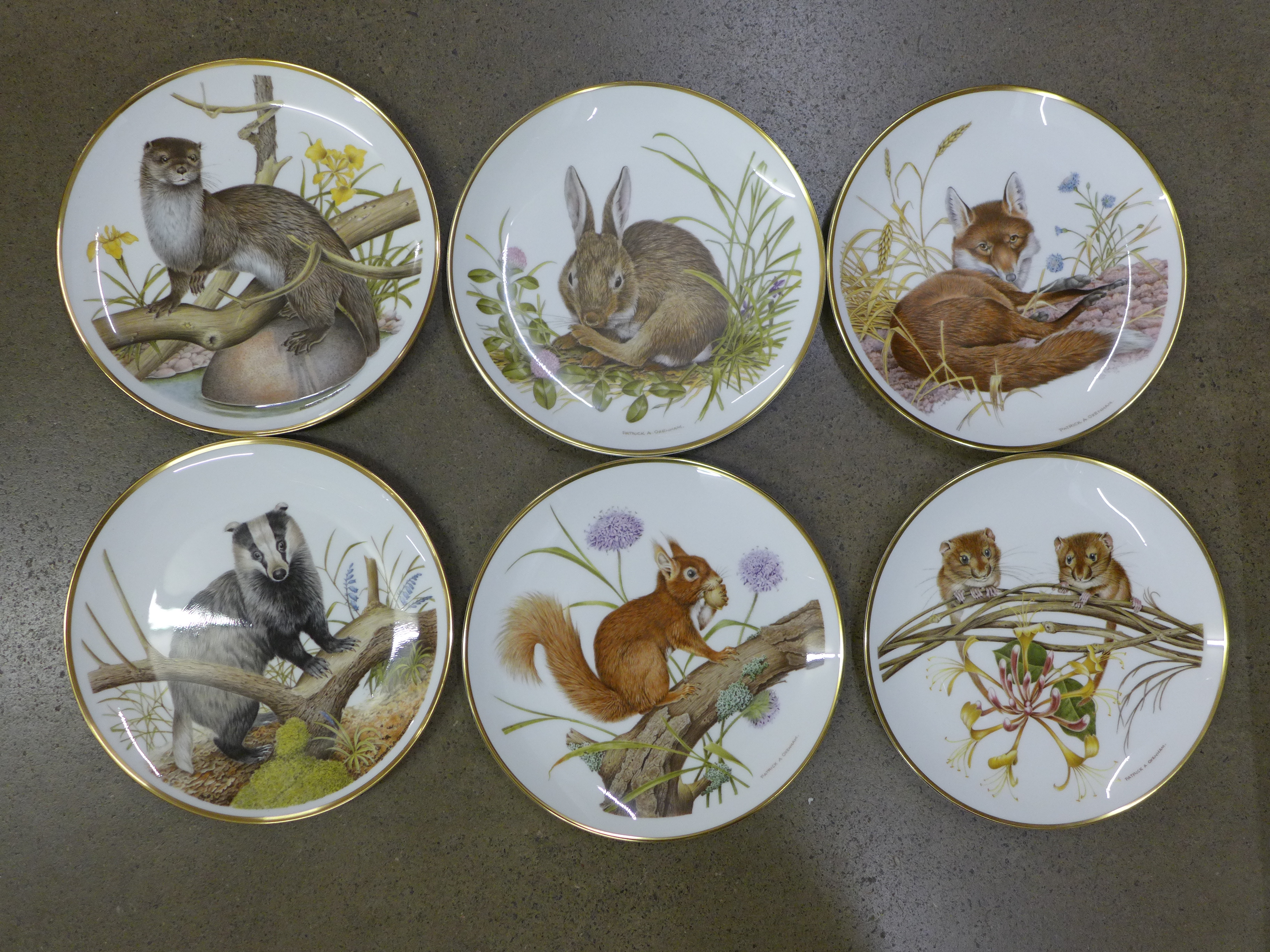 A set of six The Wildlife of Britain collectors plates by Patrick ...