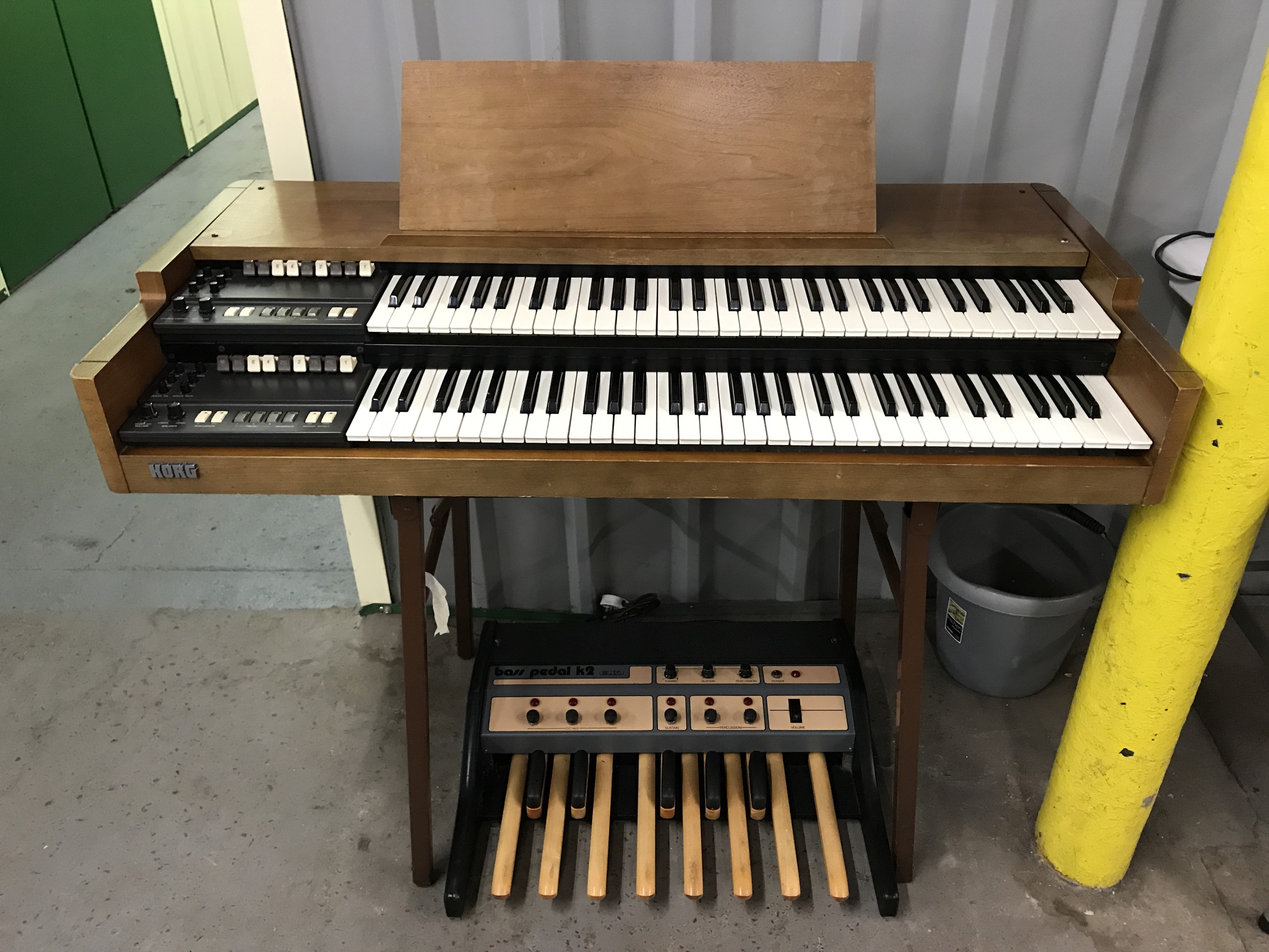 A Korg model X-3 electric organ together with a K2EKO bass pedal
