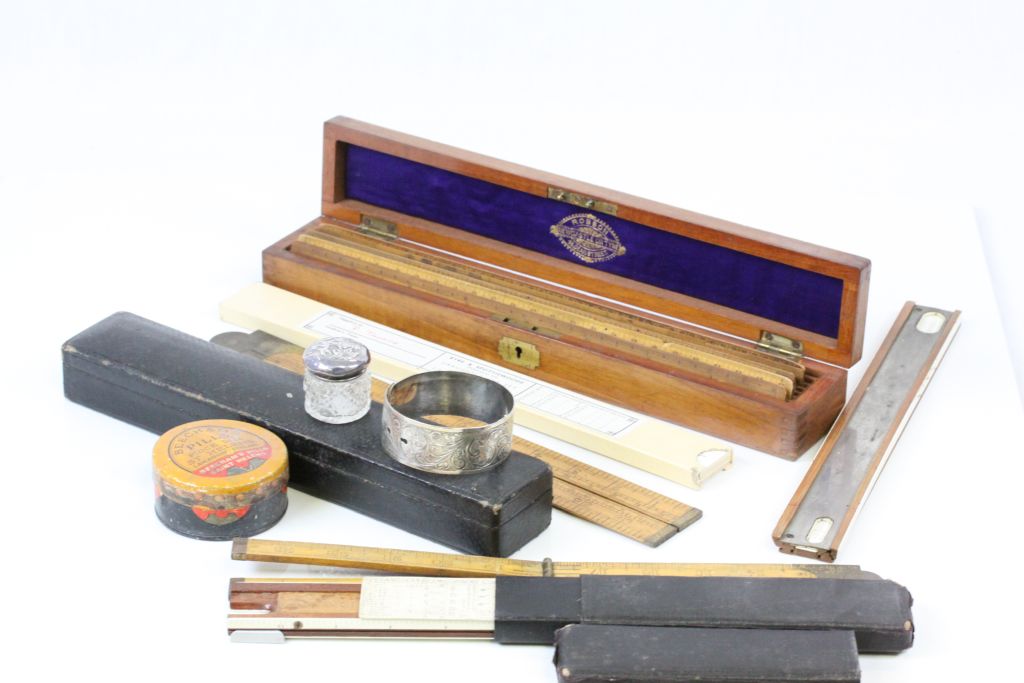 Draughtsman drawing tools to include a cased set of six vintage wooden ...